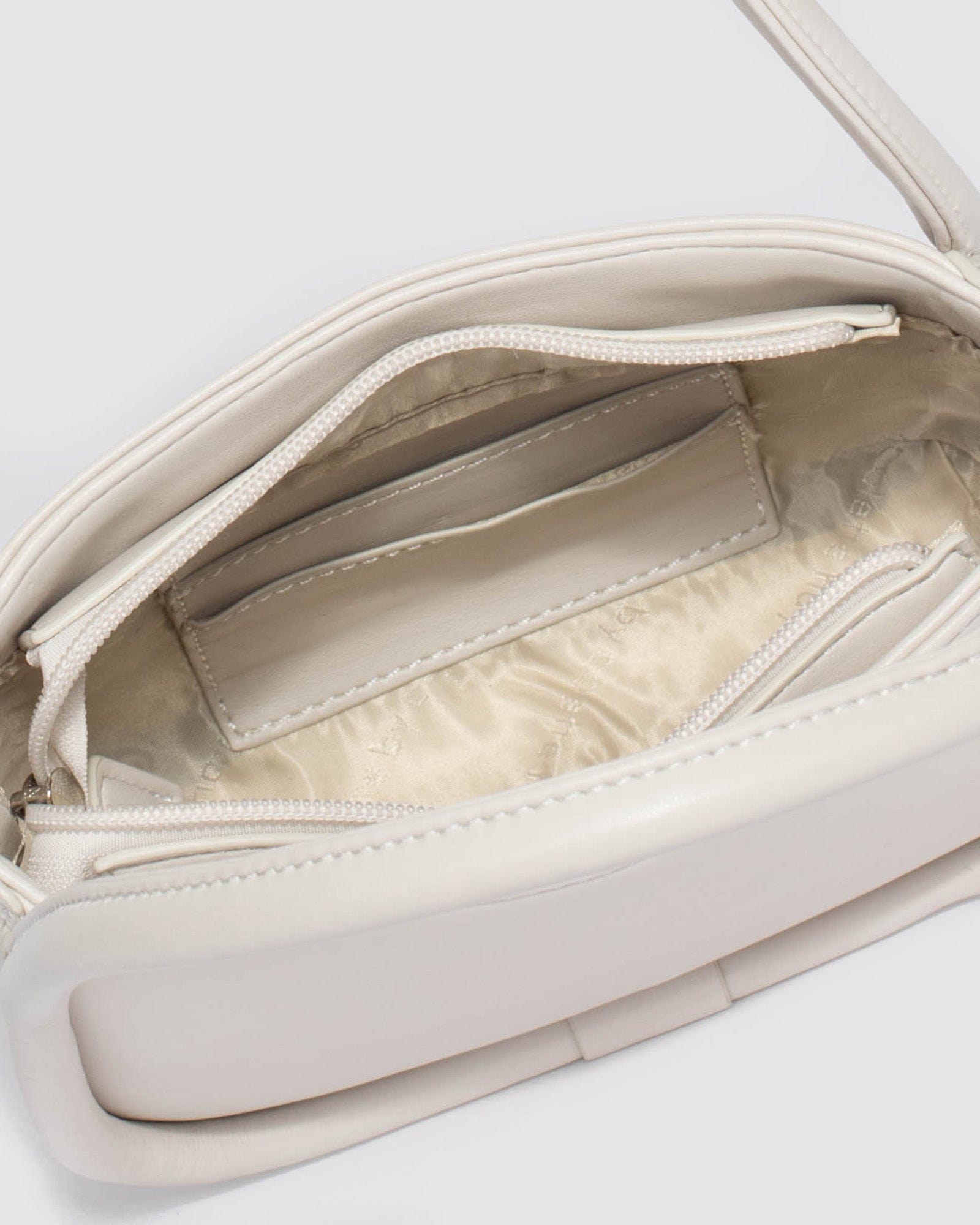 White Lily Shoulder Bag